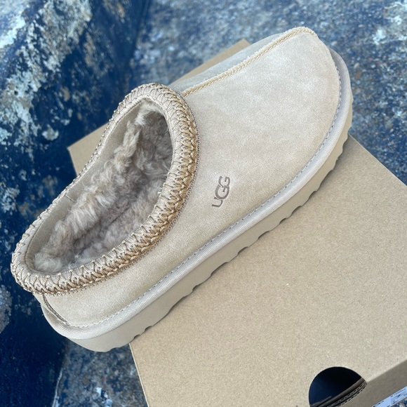 UGG | Shoes | Ugg Tasman Sand | Poshmark